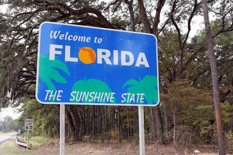 All 50 American State Welcome Signs