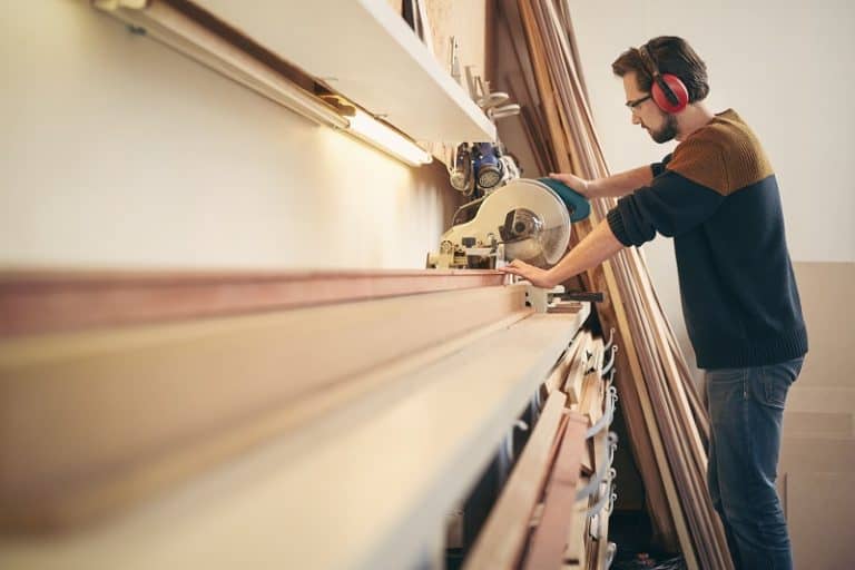 Top 50 Best Outdoor Jobs For Outdoorsmen - Careers Outside Of The Office