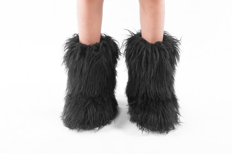 22 of the Worst Fashion Trends We Hope Never Come Back