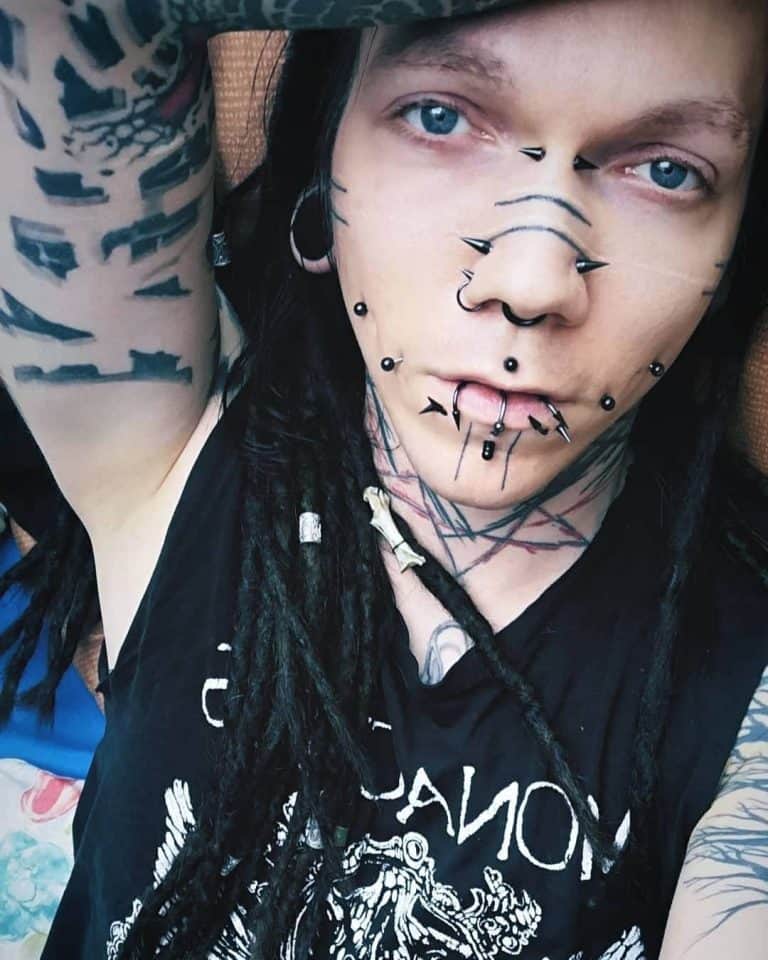 Amazing Tribal Face Tattoo Ideas