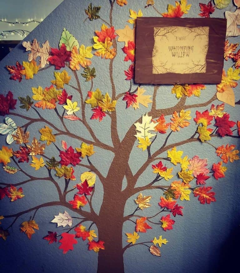 Creative and Unique Wall Mural Inspirations