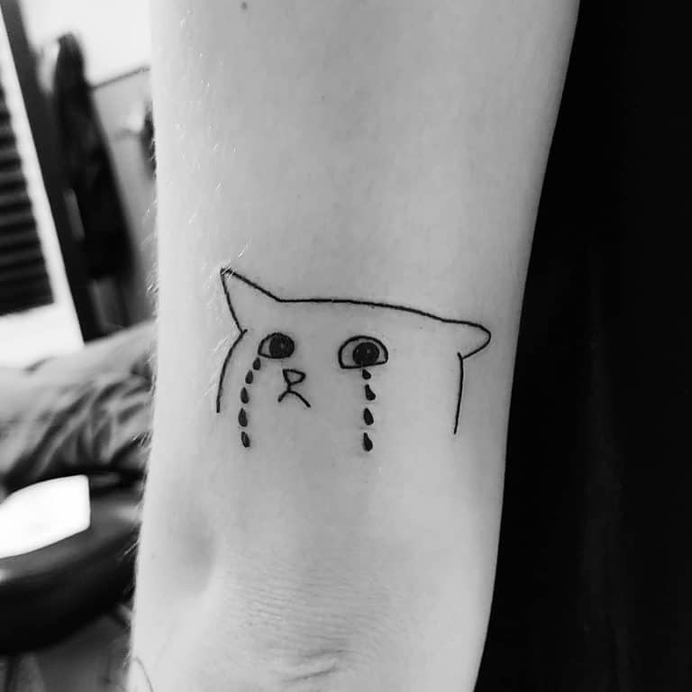 100+ Small and Simple Cat Tattoo Ideas