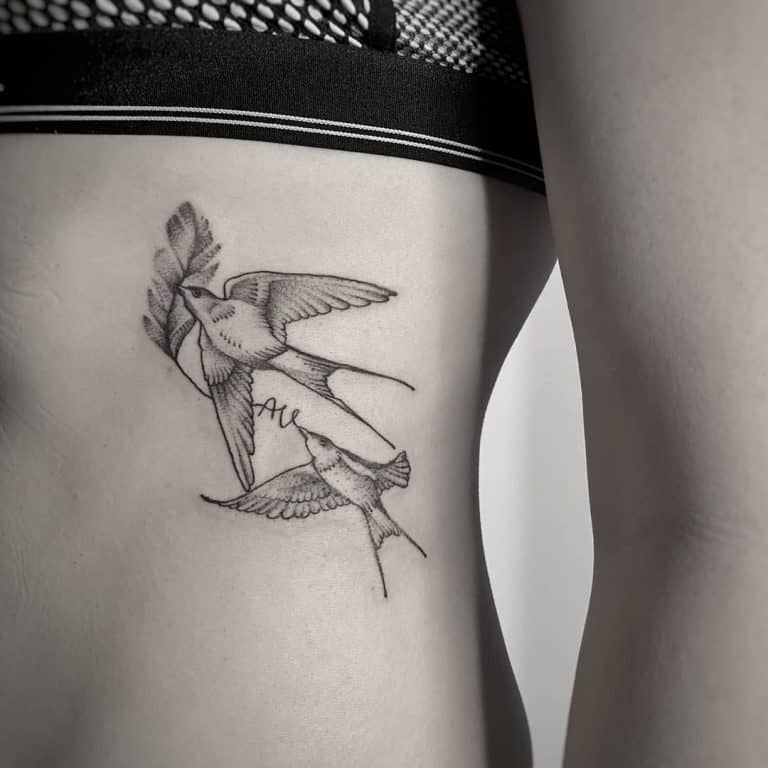 61 Amazing Small Bird Tattoo Ideas