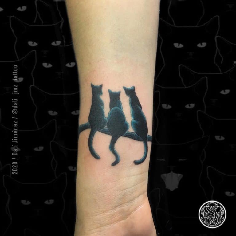 100+ Small and Simple Cat Tattoo Ideas