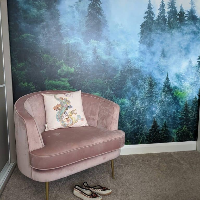 Creative and Unique Wall Mural Inspirations