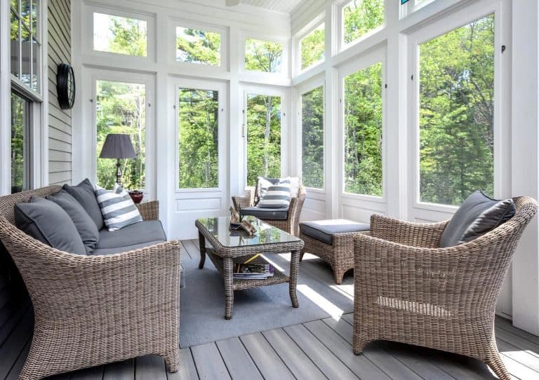 Stylish and Comfortable Furniture Ideas for Your Sunroom