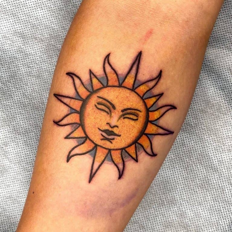 Simple and Small Sun Tattoo Ideas