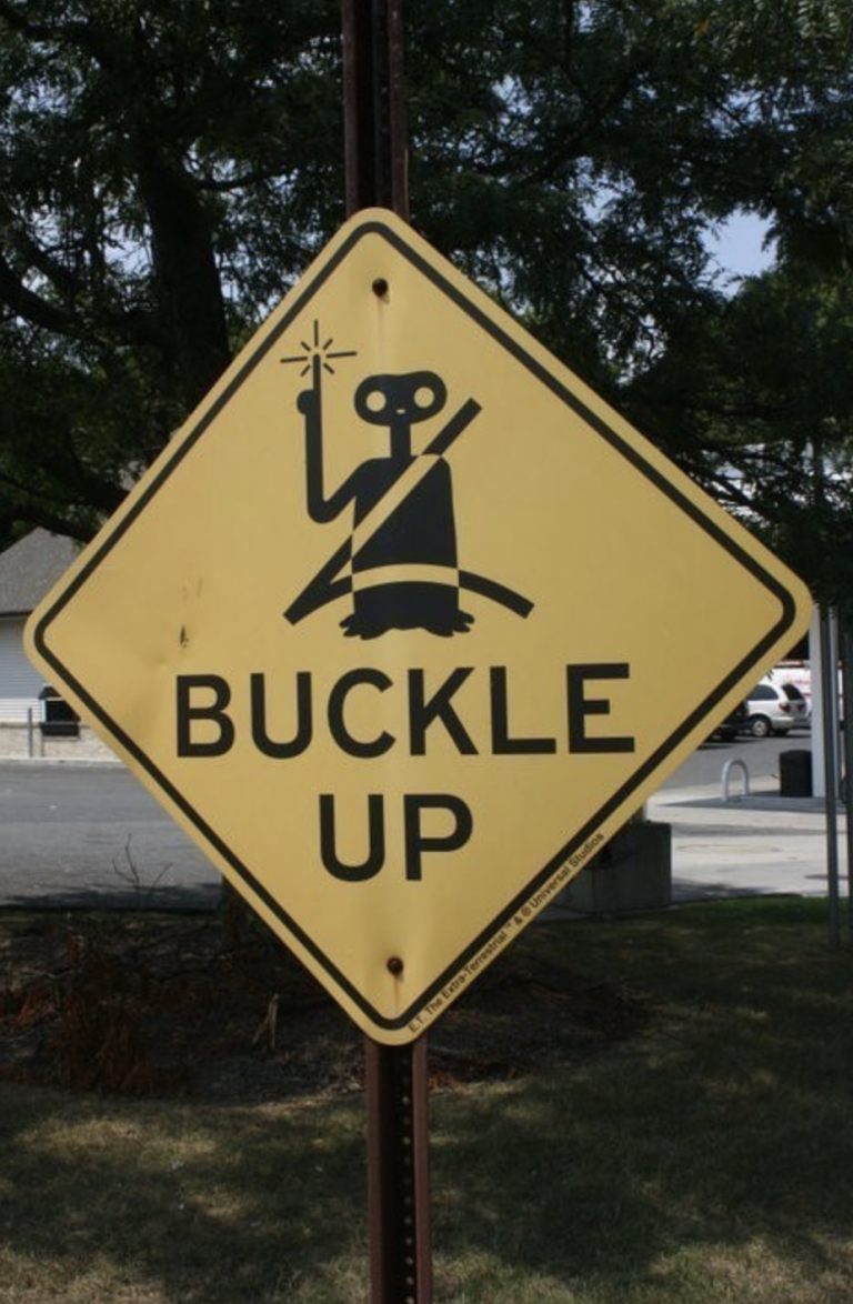 25 Funny Signs That Will Give You a Chuckle - Next Luxury