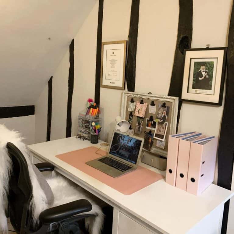 Optimal Desk Setup Ideas for a Productive Workspace