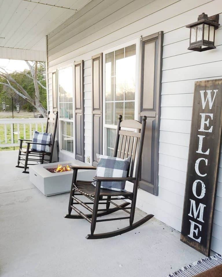 Porch Design Ideas for a Warm and Welcoming Outdoor Area