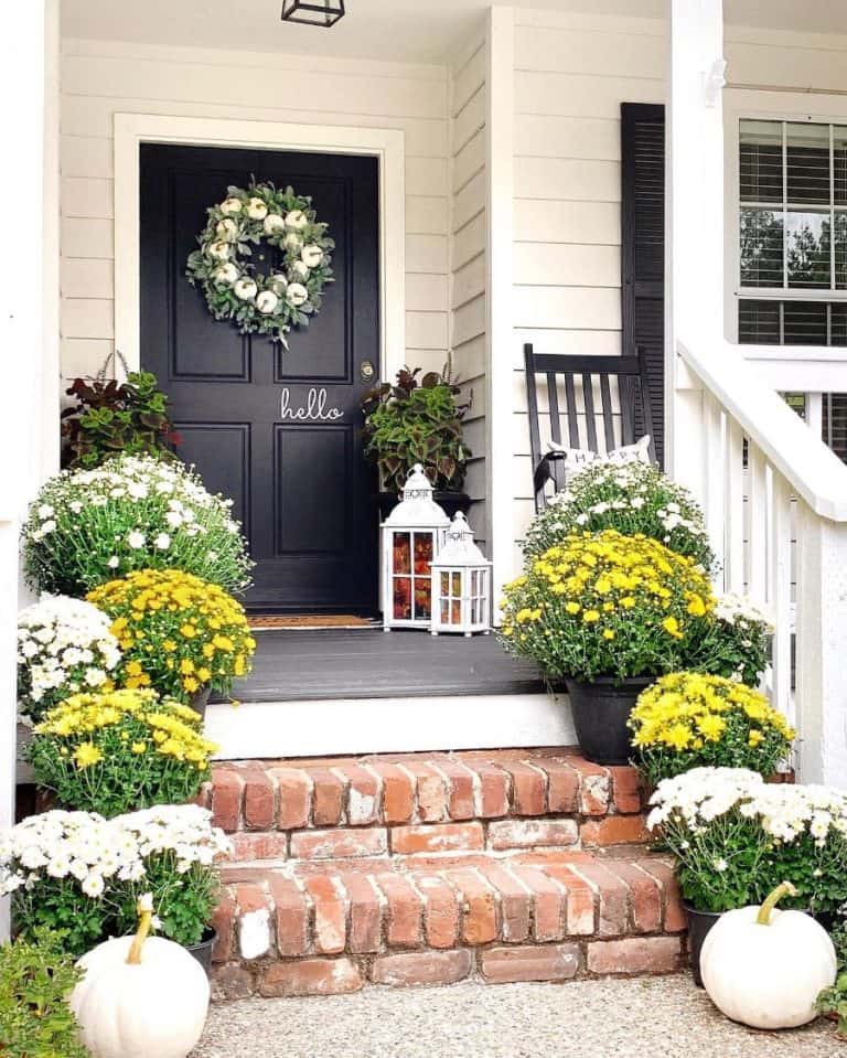 Porch Design Ideas for a Warm and Welcoming Outdoor Area