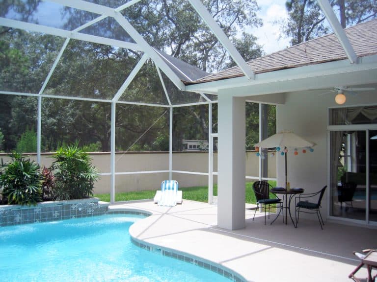 Comfortable and Elegant Enclosed Patio Design Ideas
