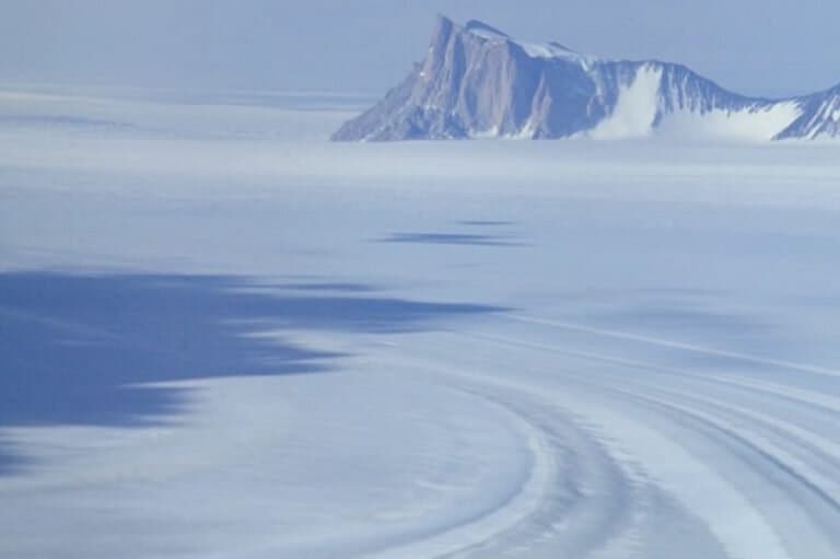 11 Strange and Creepy Things Found in Ice